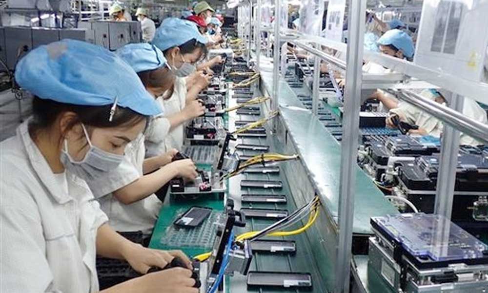 Electronics exports hit record high despite global trade headwinds